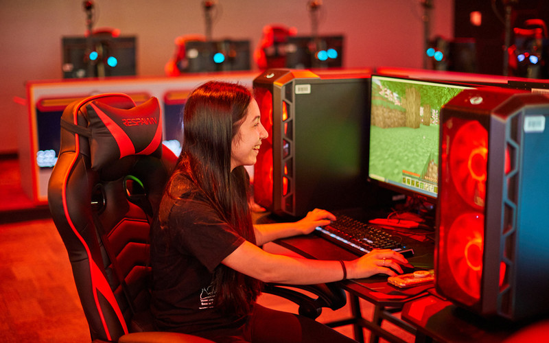 How Esports Helps Students Build Strong Leadership Skills — More Than ...